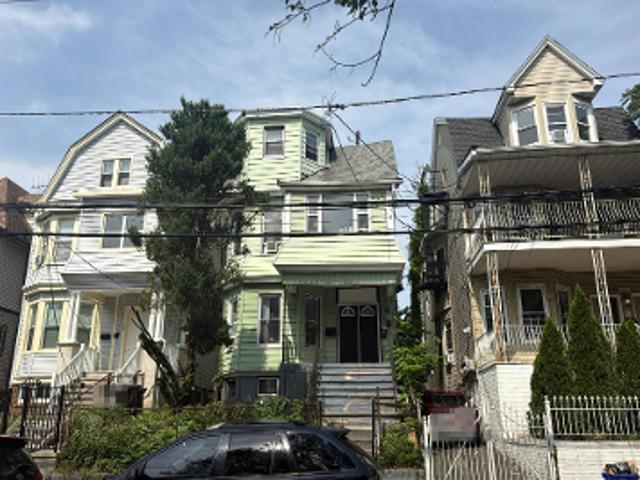 Seymour Ave