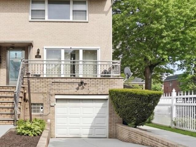 Seymour Ave, Bronx, Home For Sale