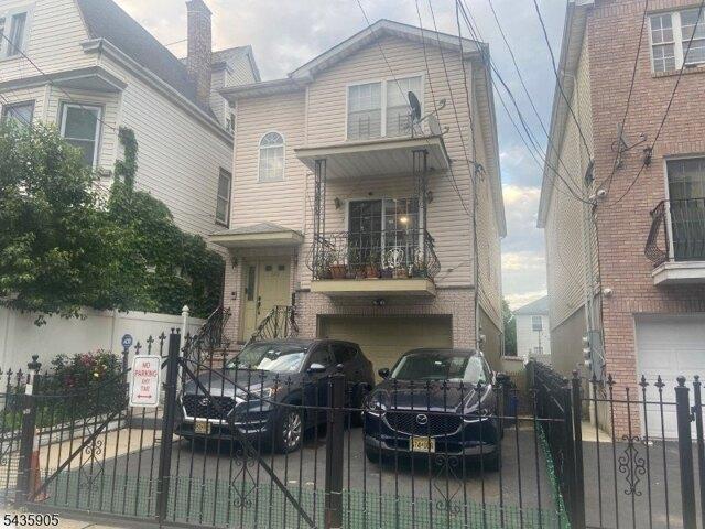 Seymour Ave, Newark, Home For Sale