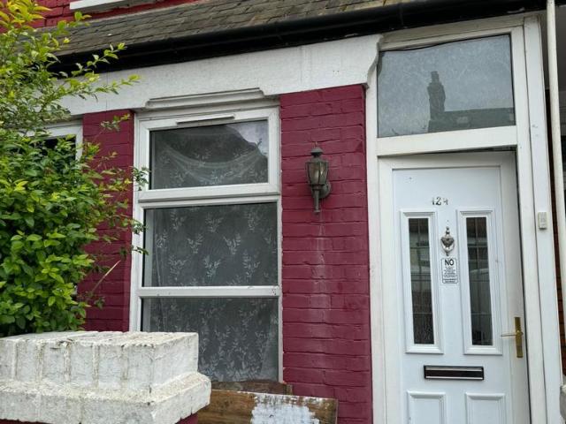 Seymour Avenue, London, N17 3 bed terraced house to rent £2,350 pcm £542 pw