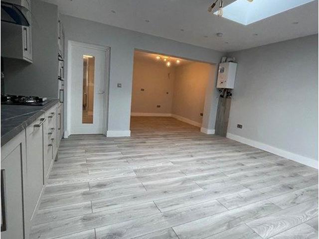 Seymour Avenue, Luton LU1, 5 bed terraced house to rent, £650 pcm | PrimeLocation