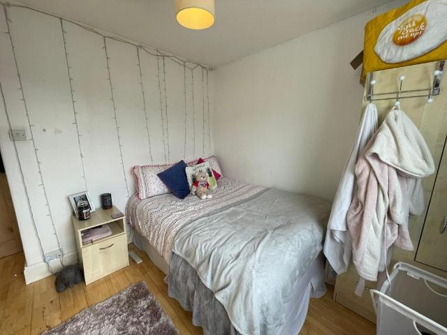 Seymour Avenue, Plymouth PL4 4 bed house to rent £2,253 pcm £520 pw