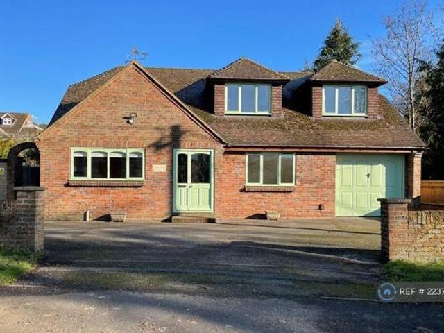 Seymour Court Road, Marlow, 4 Bedroom Detached
