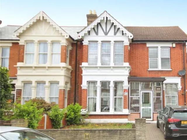 Seymour Gardens, London, IG1 3LG, United Kingdom | 4 bed house for rent #167616421 | Rentberry
