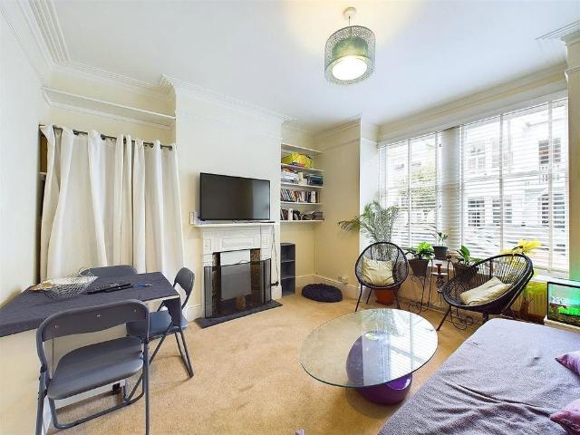 Seymour Gardens, Twickenham, Middlesex, TW1