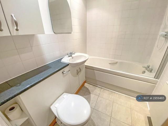 Seymour Grove, Manchester, M16 1 bed flat to rent £1,095 pcm £253 pw