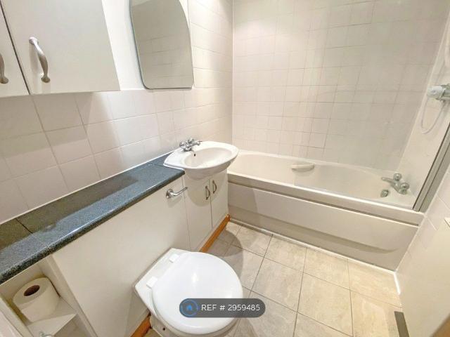 Seymour Grove, Manchester M16, 1 bed flat to rent, £1,095 pcm | PrimeLocation