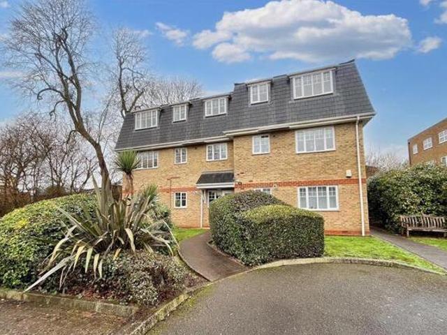 Seymour House, Fernly Close, 1 Bedroom Apartment