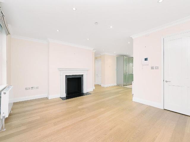 Seymour Place, London W1H, 2 bed flat to rent, £4,117 pcm | PrimeLocation