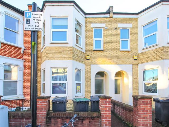 Seymour Road, Harringay N8, 3 bed semi detached house to rent, £3,000 pcm | PrimeLocation