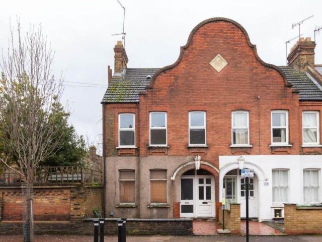 Seymour Road, London, Leyton E10, 2 bed end terrace house to rent, £1,600 pcm | PrimeLocation