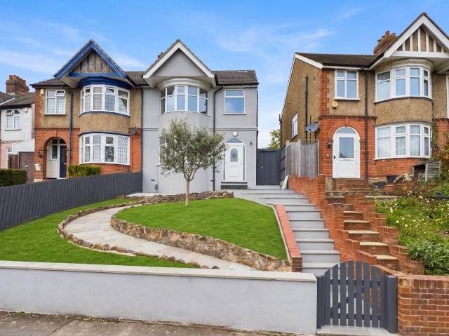 Seymour Road, Luton LU1, Room to rent, £750 pcm | PrimeLocation