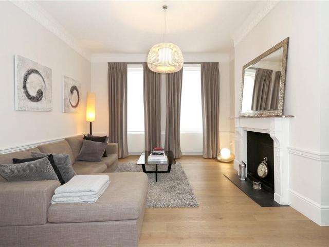 Seymour Street, Marylebone, London, W1H 2 bed apartment to rent £5,200 pcm £1,200 pw