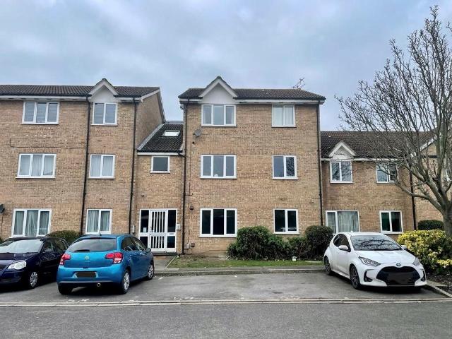 Seymour Way, Sunbury TW16, 1 bed flat to rent, £1,150 pcm | PrimeLocation