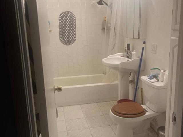 SF 2 Bedroom Apartment for lease