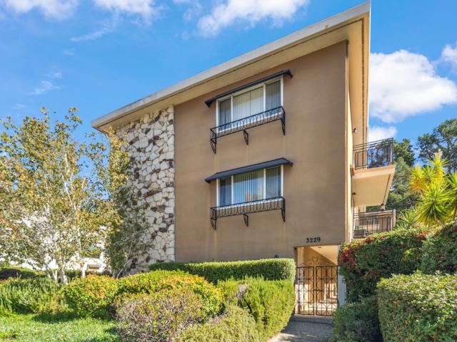 SKOL Apartments