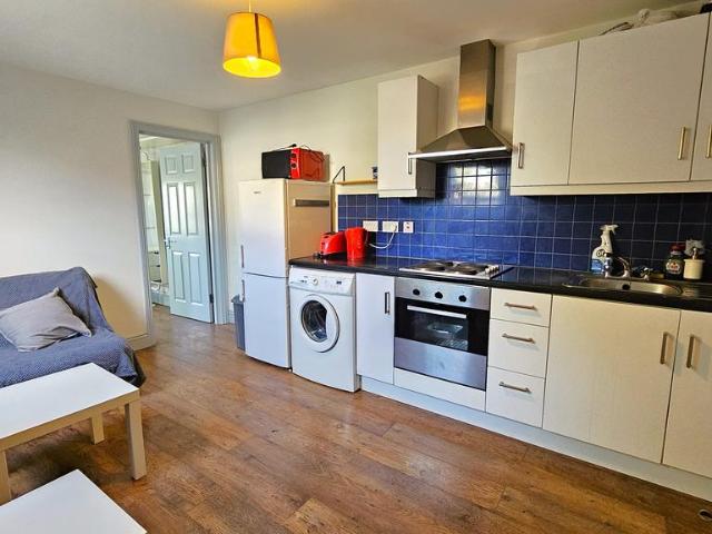 Skardu Road, Cricklewood NW2 1 bed flat to rent £1,350 pcm £312 pw