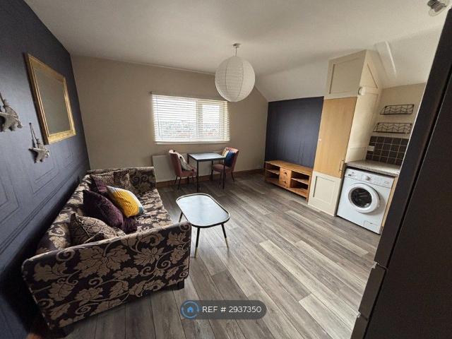 Sketty Road, Swansea SA2, 1 bed flat to rent, £795 pcm | PrimeLocation