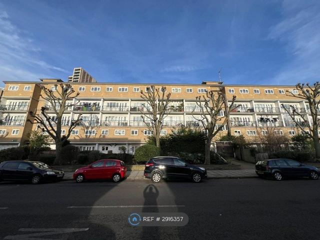 Skeggs House, London E14, 3 bed flat to rent, £2,600 pcm | PrimeLocation