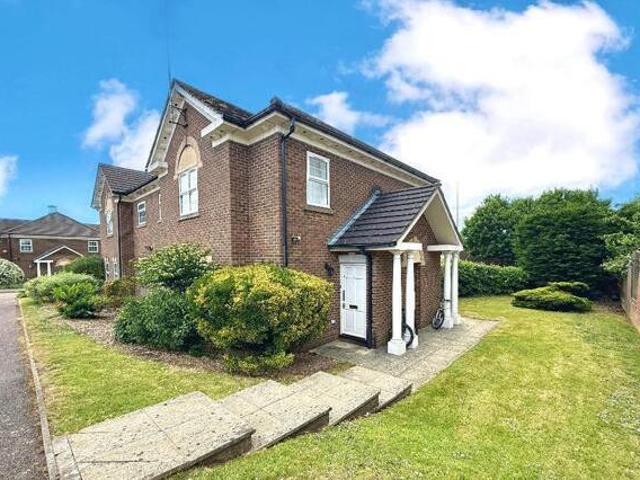 Skelton Close, Luton, Studio Flat For