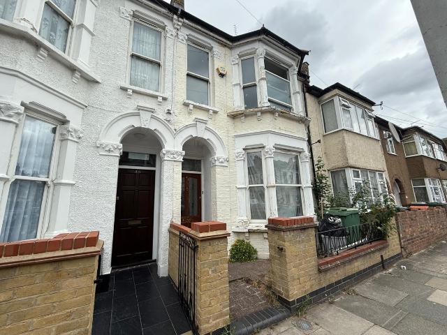 Skelton Road, London E7, 5 bed semi detached house to rent, £3,200 pcm | PrimeLocation