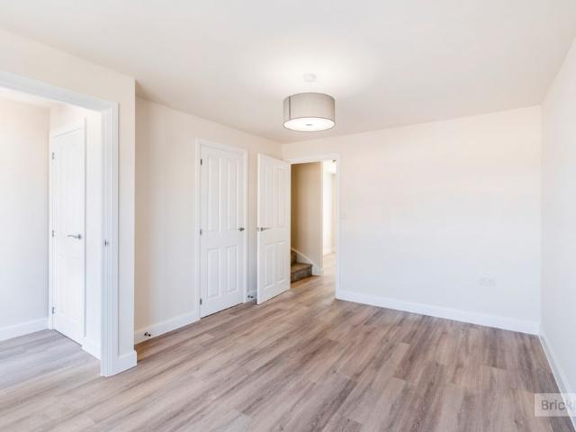 Skelton Way, Bury St Edmunds, Thurston