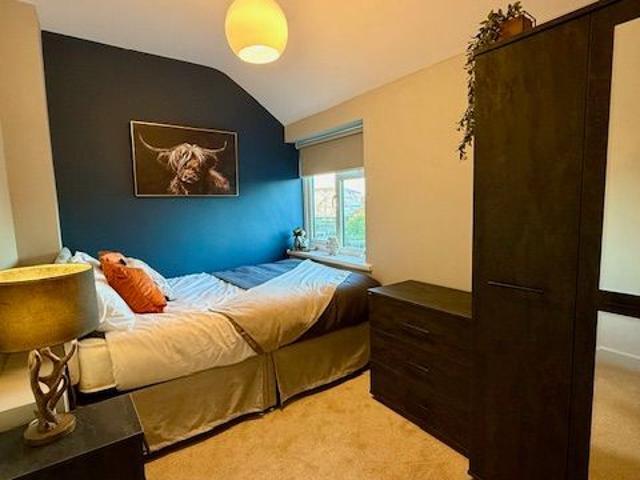 Ski Lodge themed Double room near Fishponds Road