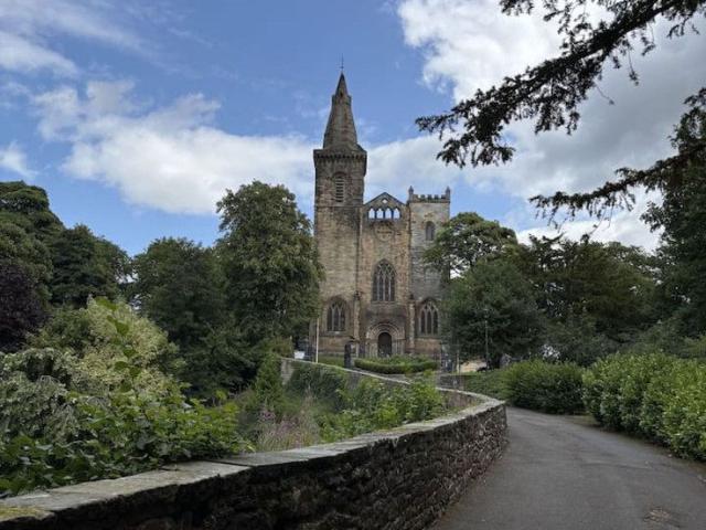 Skibo Court