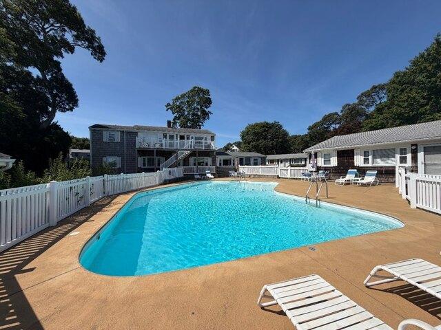 Skiff Ave Unit B, Vineyard Haven, Condo For Sale