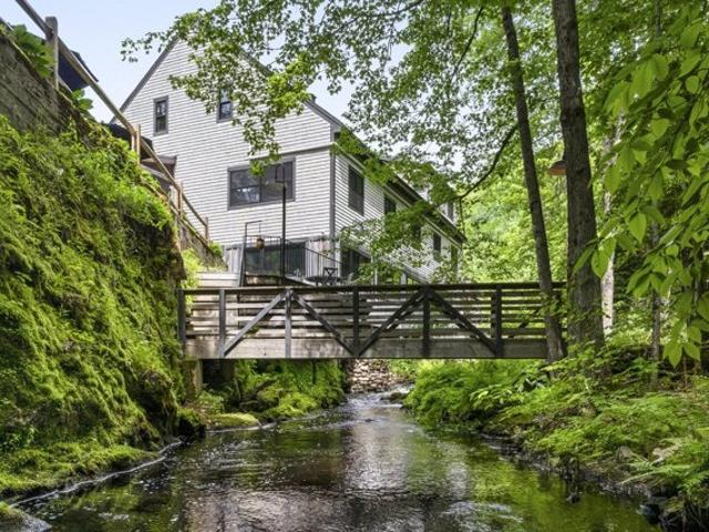 Skillin Rd, Cumberland, Home For Sale