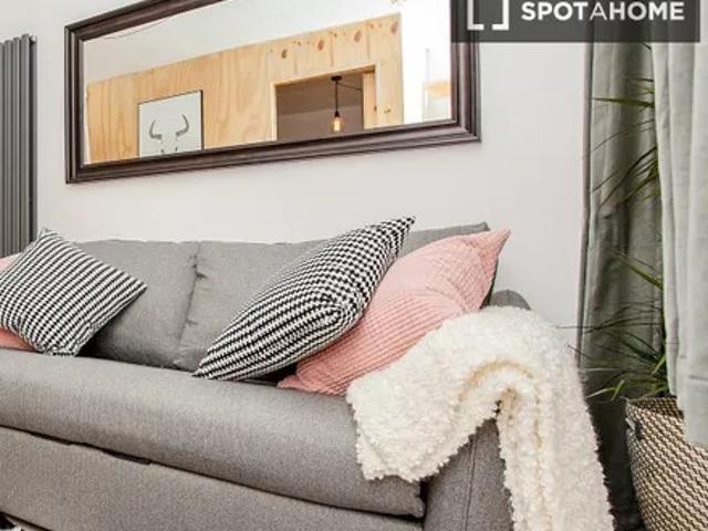 Skinner Street, London, EC1R 0ND, United Kingdom | 1 bed apartment for rent #134737787 | Rentberry