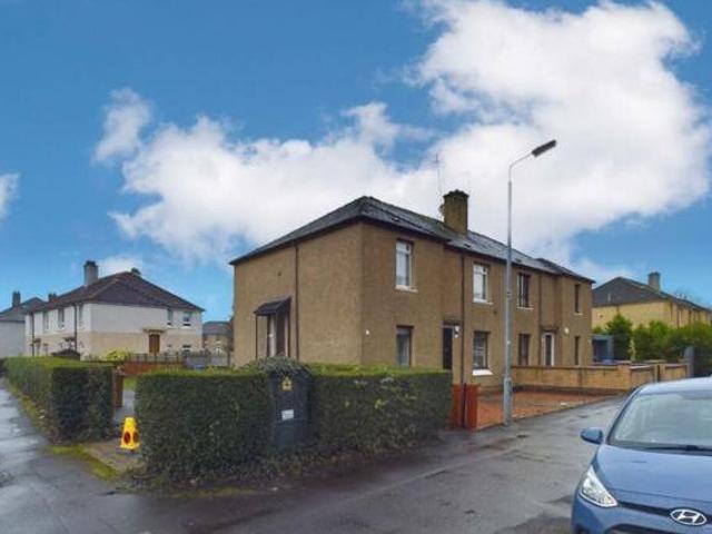 Skipness Drive, Glasgow, 2 Bedroom Flat