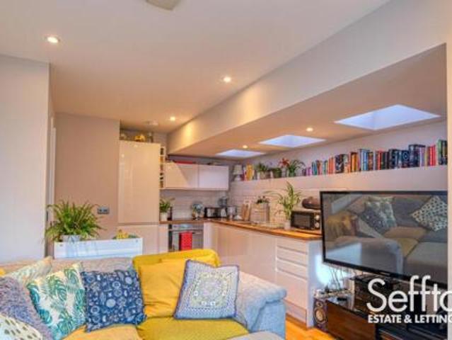 Skipper House, Ber Street, 1 Bedroom Flat
