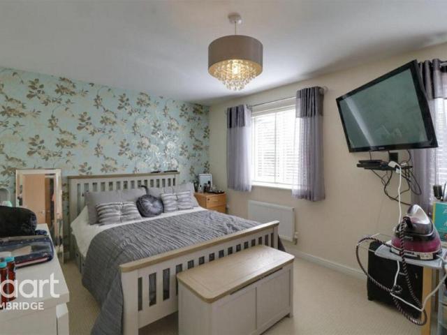 Skipper Way, St. Neots 4 bed terraced house to rent £1,680 pcm £388 pw