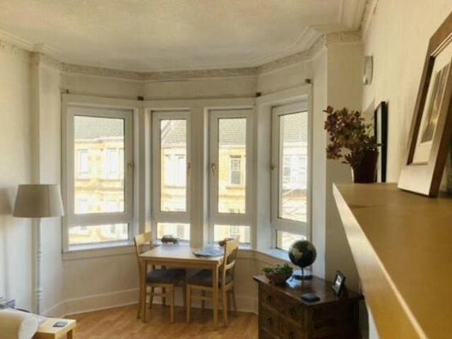 Skirving Street, Bright Bed Furnished Apartment, 1 Bedroom Apartment