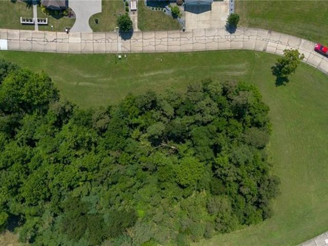 Skyview Dr, Parkersburg, WV 26101