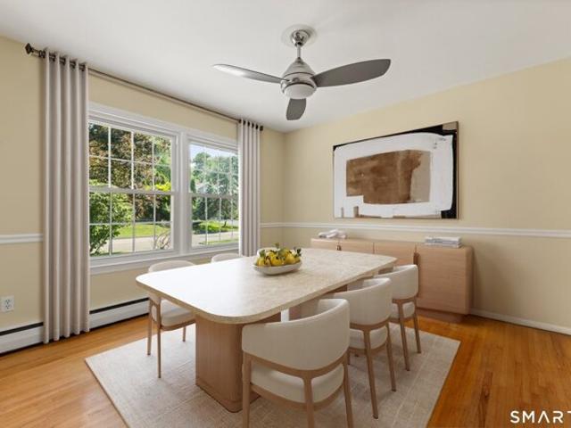 Skyview Dr, Stamford, Home For Sale