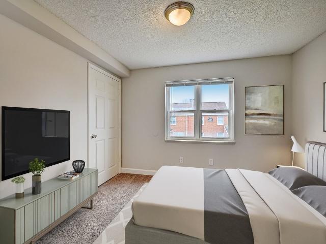 SkyView 2 Bedroom Apartment for Rent at 1755 S 20th St, Columbus, OH 43207 Vasser Village