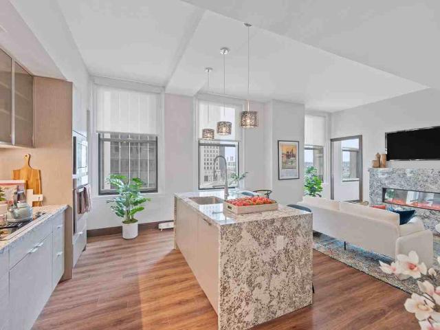 Sky Central 2 Bedroom Apartment for Rent at 1 W 4th St, Cincinnati, OH 45202 Central Business District