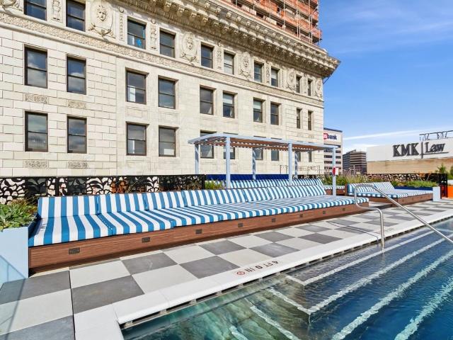Sky Central 2 Bedroom Apartment for Rent at 1 W 4th St, Cincinnati, OH 45202 Central Business District