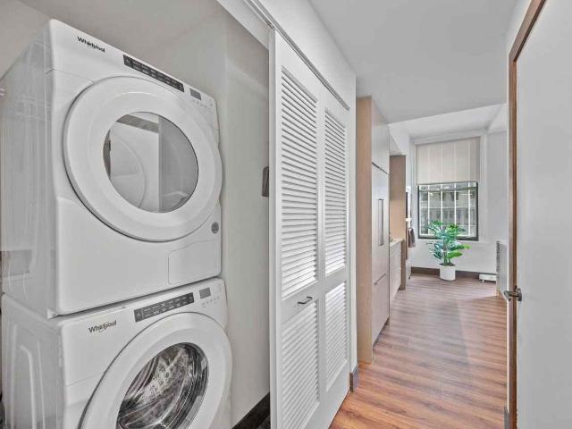 Sky Central Studio Apartment for Rent at 1 W 4th St, Cincinnati, OH 45202 Central Business District