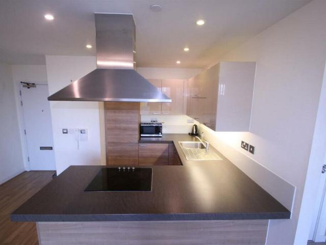 Sky Apartments, Hackney E9, Studio to rent, £1,750 pcm | PrimeLocation
