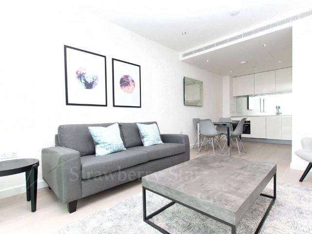Sky Gardens, 155 Wandsworth Road, London SW8, 1 bed flat to rent, £2,650 pcm | PrimeLocation
