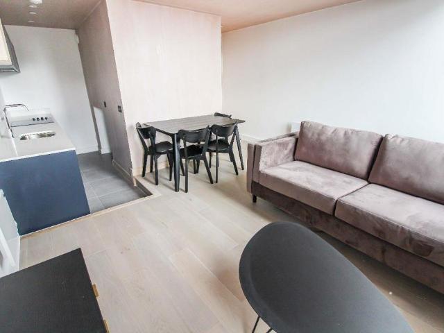 Sky Gardens, Castlefield 2 bed apartment to rent £1,150 pcm £265 pw