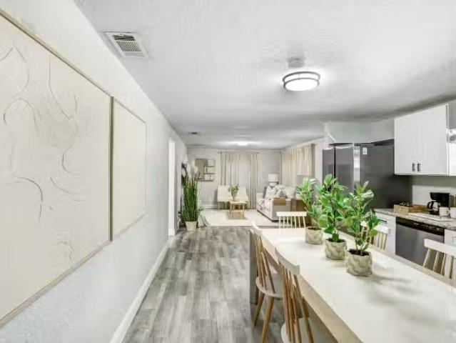 Sky House 38436 New Case Ave