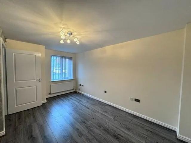 Sky Lark Close, Lostock BL6