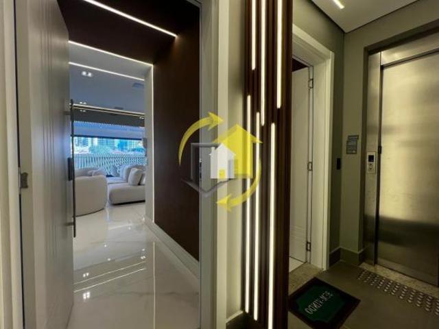 SKY PARK PORTEIRA FECHADA 190 M² 2 SUÍTES 3 VAGAS + DEPÓSITO
