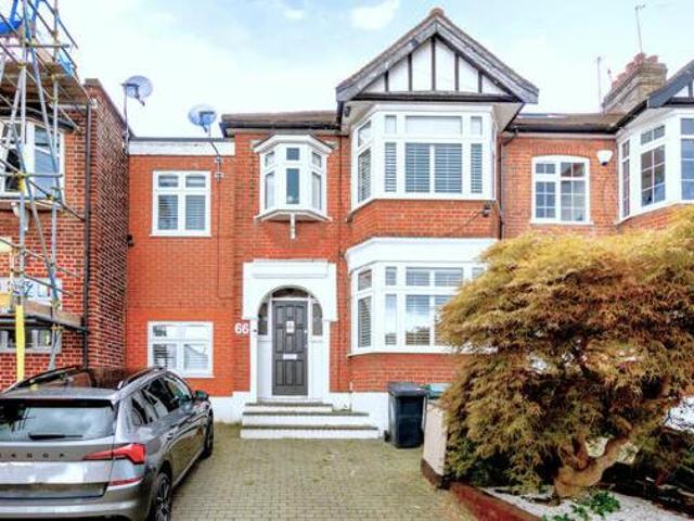 Sky Peals Road, Woodford Green, 4 Bedroom End