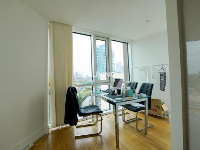 Sky View Tower, 12, High Street. House to rent £2,799 pcm £646 pw