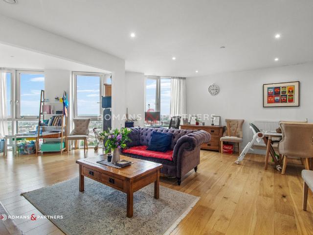 Sky View Tower, Stratford E15, 2 bed flat to rent, £2,550 pcm | PrimeLocation
